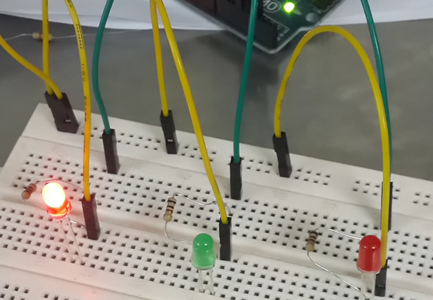 Arduino 3 Led Nhấp Nháy Liên Tục Cộng đồng Arduino Việt Nam